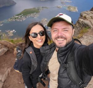 Hai Hui in doi - exploratori darwinieni